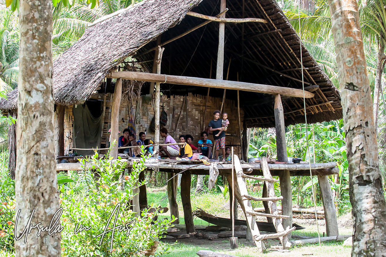 In the Little Spirit House: Middle Sepik, Papua New Guinea » Ursula's ...