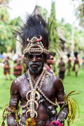 Preparations for the Dance: Middle Sepik Sing-Sing, Papua New Guinea ...