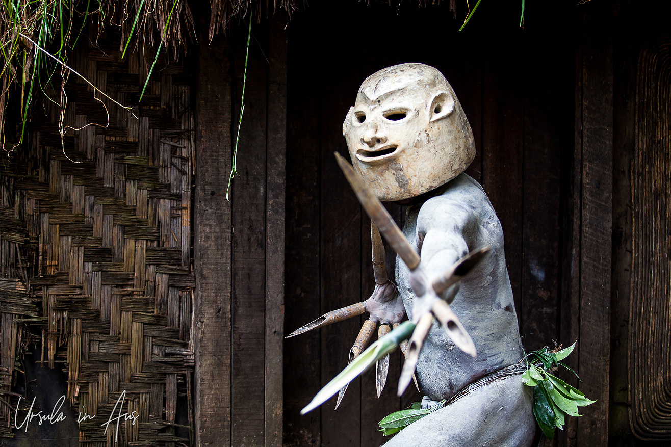 The Asaro Mudmen of Papua New Guinea, Paiya Village, Western Highlands ...
