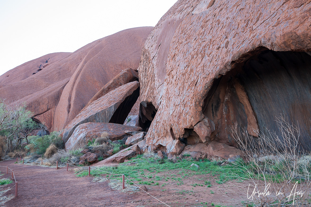 A Walk Around the Rock: Uluru Base Walk, NT Australia » Ursula's Weekly Wanders