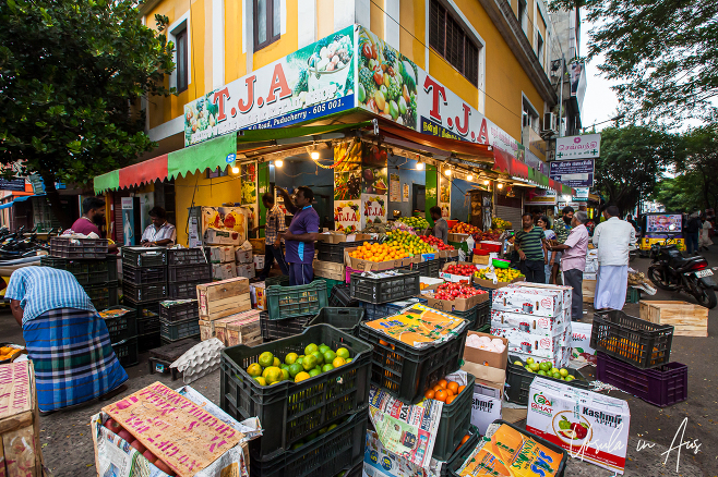 Morning in the Goubert Market and Old Streets of Pondicherry ...